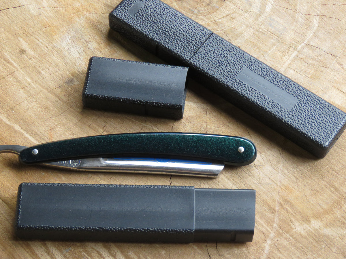 Straight razor case (plastic) – Bundubeard